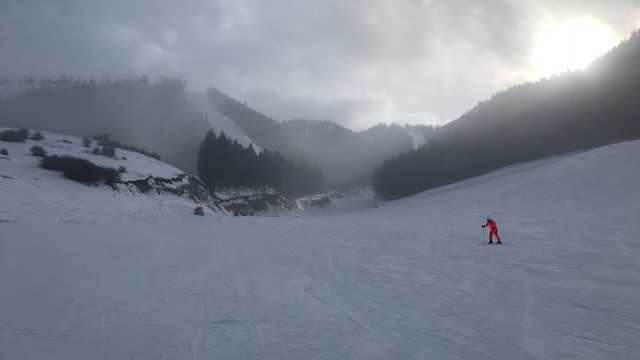 7 Tips for Those Who Go to China for Skiing or Snowboarding