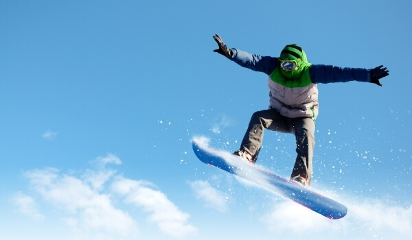 Freestyle vs. Freeride Snowboarding (Differences Explained)