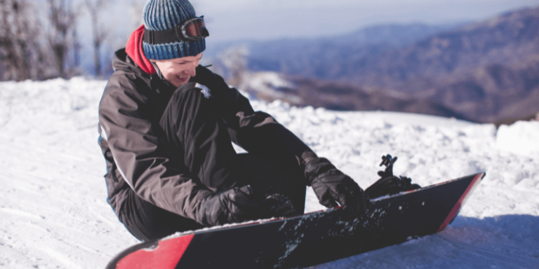 Top 6 Essential Snowboarding Protective Gears in 2024
